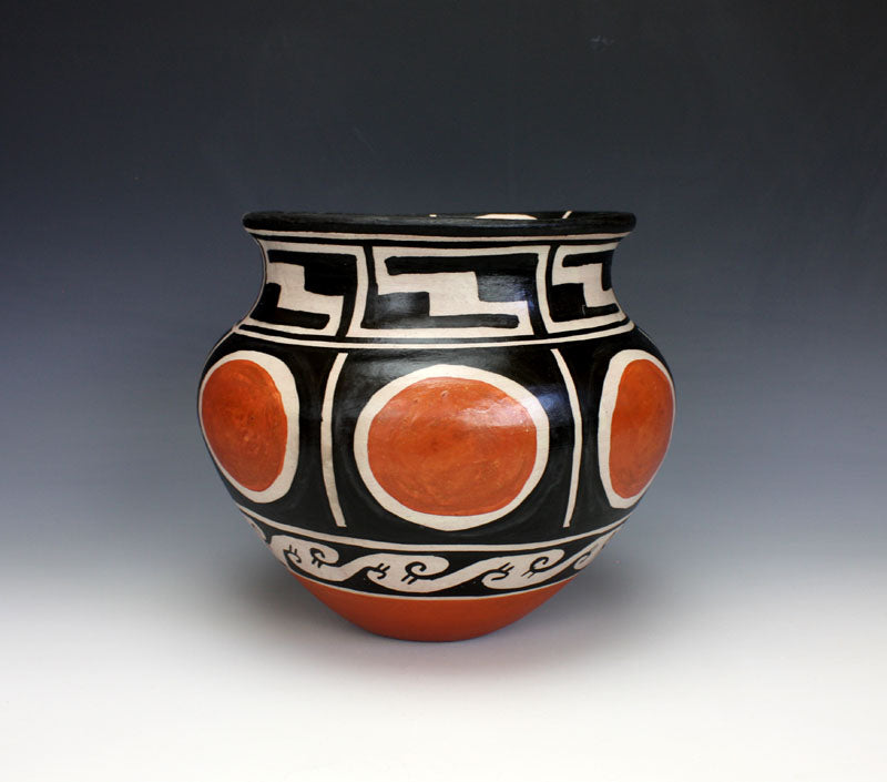 Native American Pueblo Pottery - C & D Gifts Native American Art, LLC ...