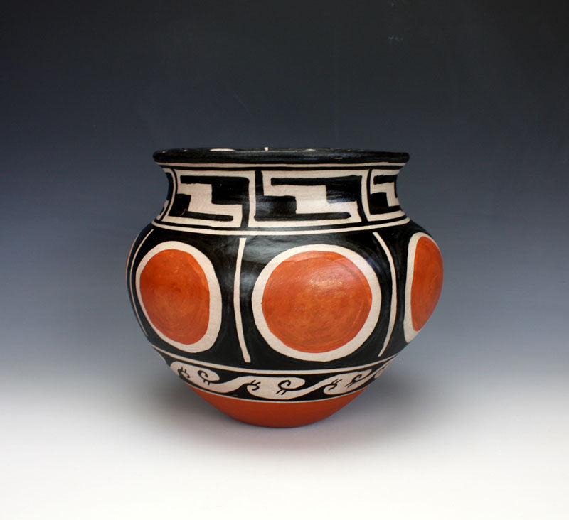 Native American Pueblo Pottery - C & D Gifts Native American Art, LLC ...